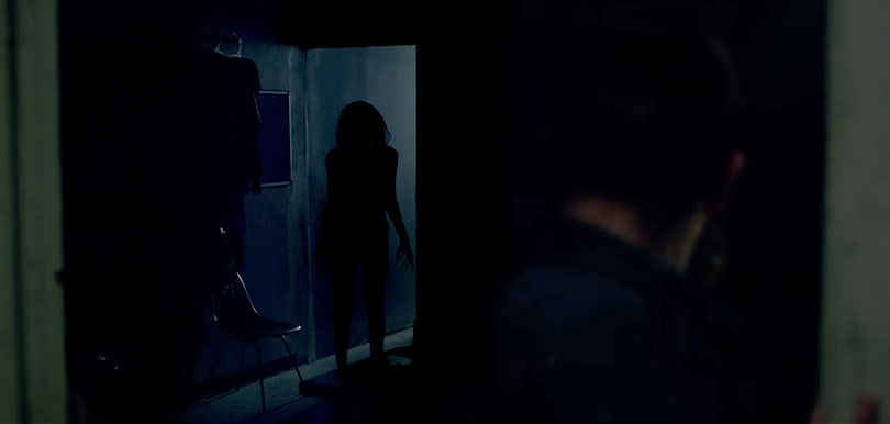 Film Review: Lights Out & A Spooky Night at the Movies – We Minored in Film